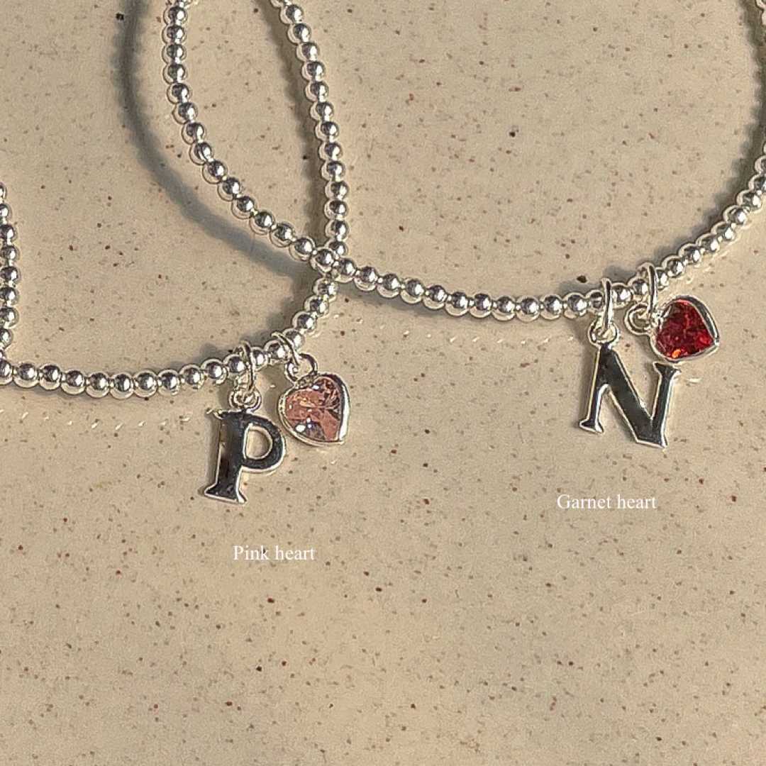 SV Heart w/ Letter beaded bracelet อักษร A-P(แจ้งsize ตรงnoteได้เลยค่ะ ...