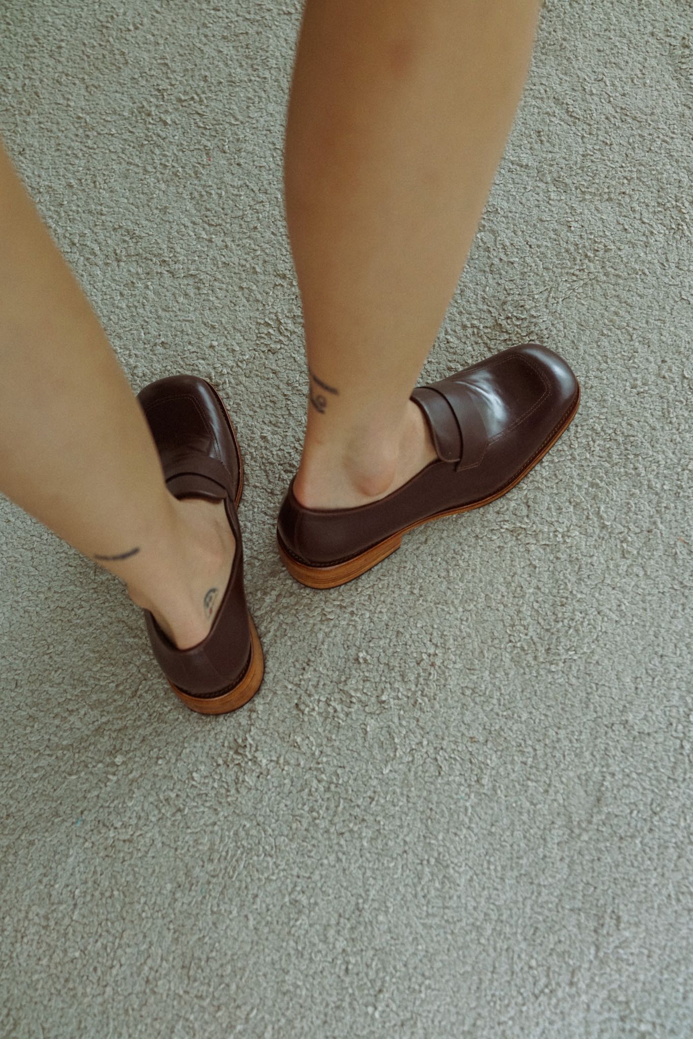 Carl | LINE SHOPPING