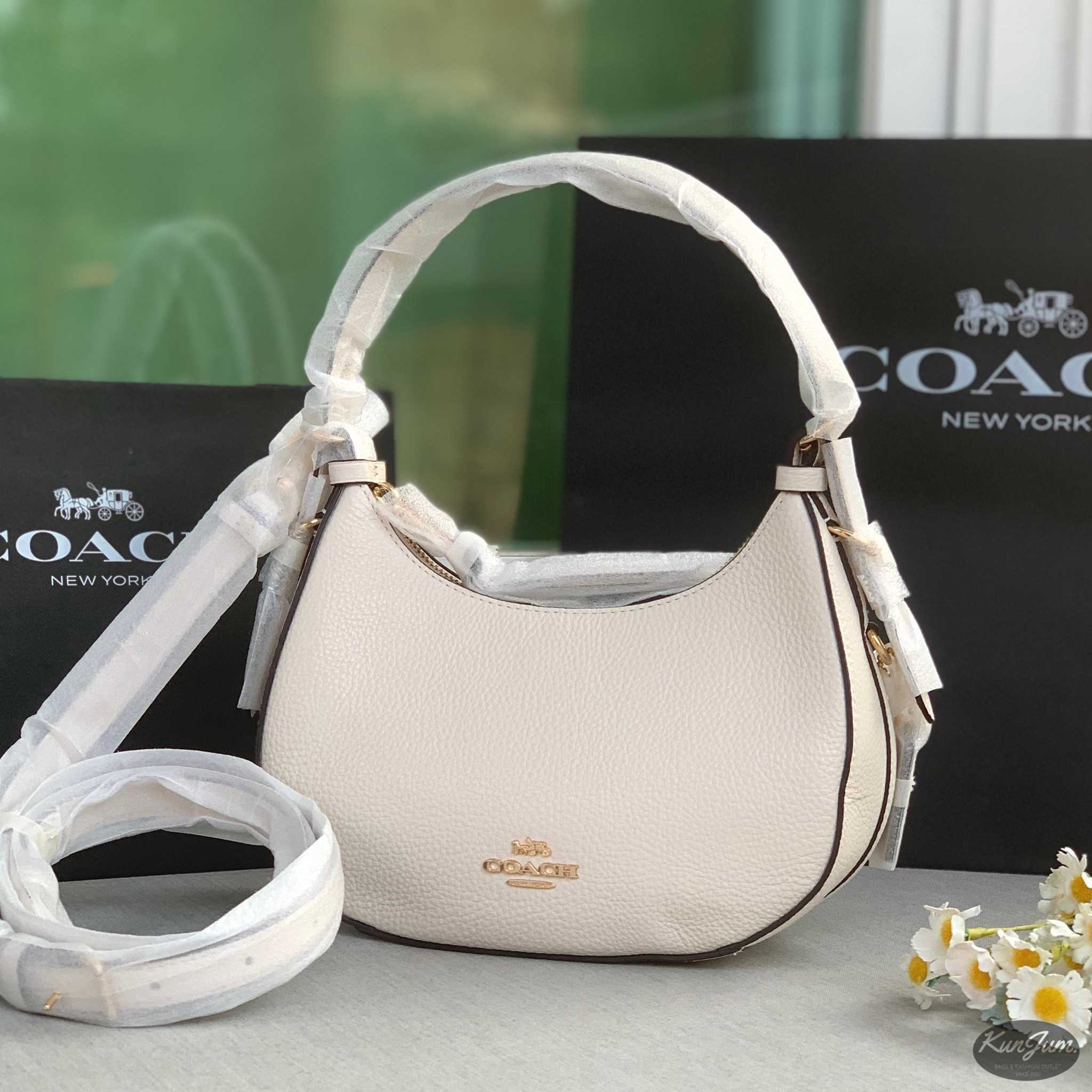 COACH (Style No.C6807) | LINE SHOPPING
