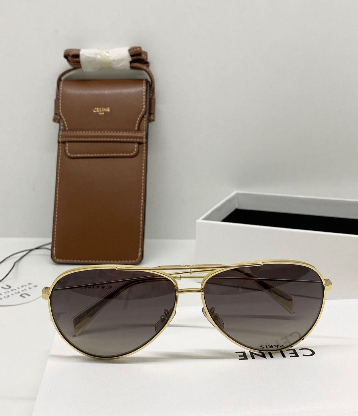Celine aviator sunglasses (มาพร้อมกระเป๋าสีน้ำตาล) | LINE SHOPPING