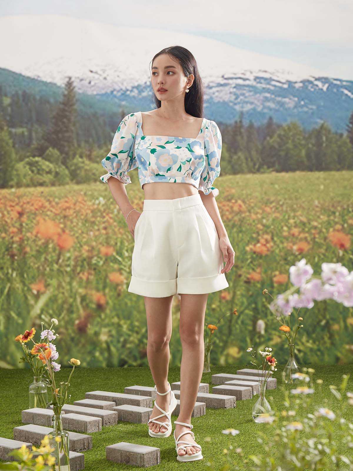 Gerbera Puff Sleeve Crop Top | LINE SHOPPING