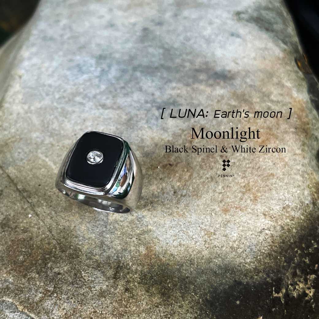 Moonlight: LUNA แหวนนิล Black Spinel ฝังเพทายกลาง เงินแท้ 925 ชุบทองคำขาว | LINE SHOPPING