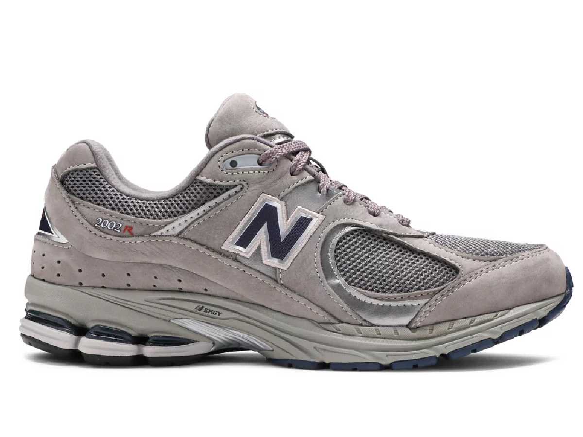New Balance 2002R Light Grey | LINE SHOPPING