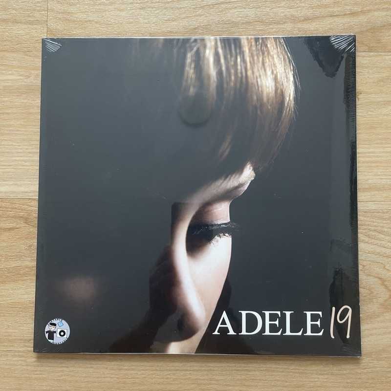 Adele 19 Album Cover