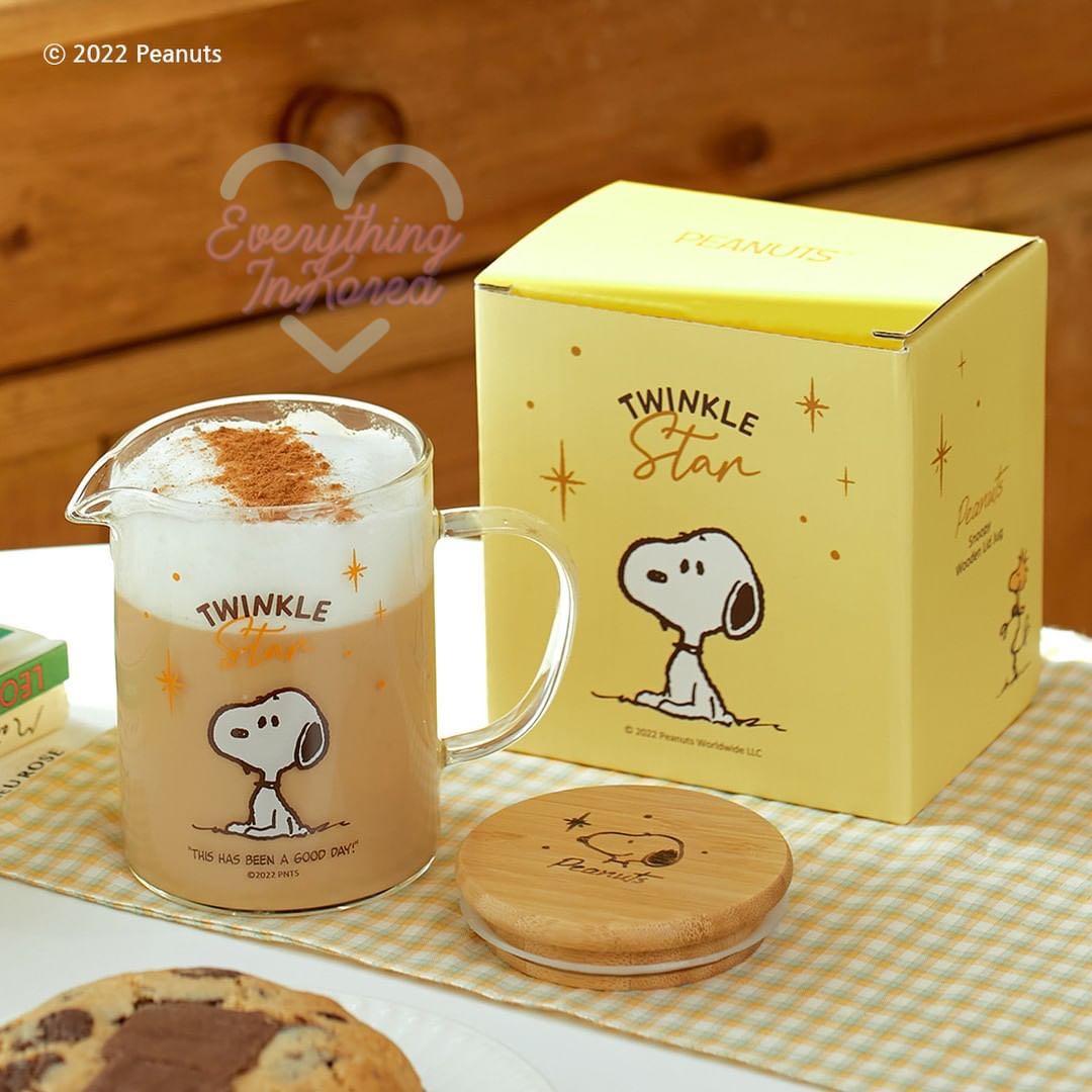 #พรีออเดอร์ Peanuts&snoopy Heat-Resistant Glass +ฝาปิด คิวท์สุดๆ^^ ความจุ350ML. ลิขสิทธิ์แท้🇰🇷 ...