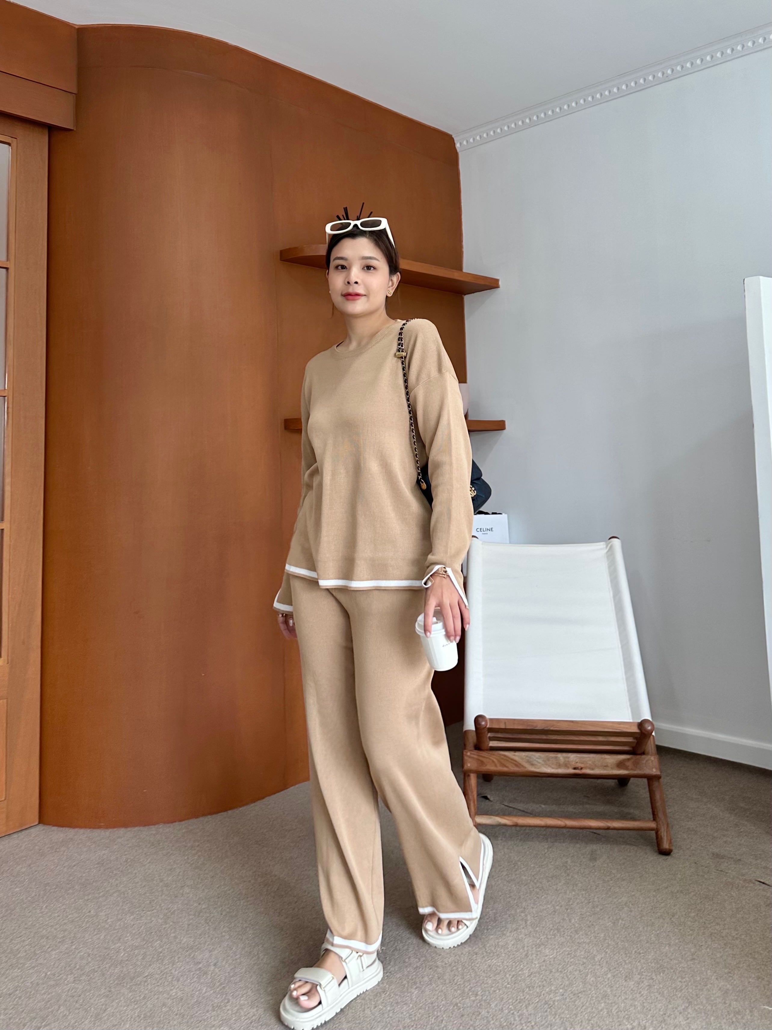 MONO KNIT SET | LINE SHOPPING