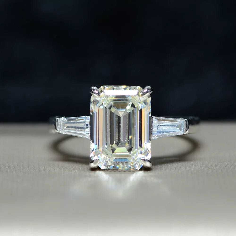 2carat emerald mix tapper diamond | LINE SHOPPING