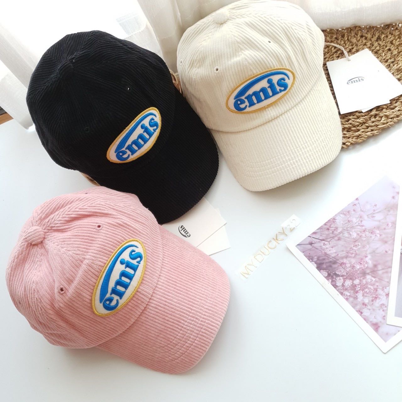 Cap emis | LINE SHOPPING