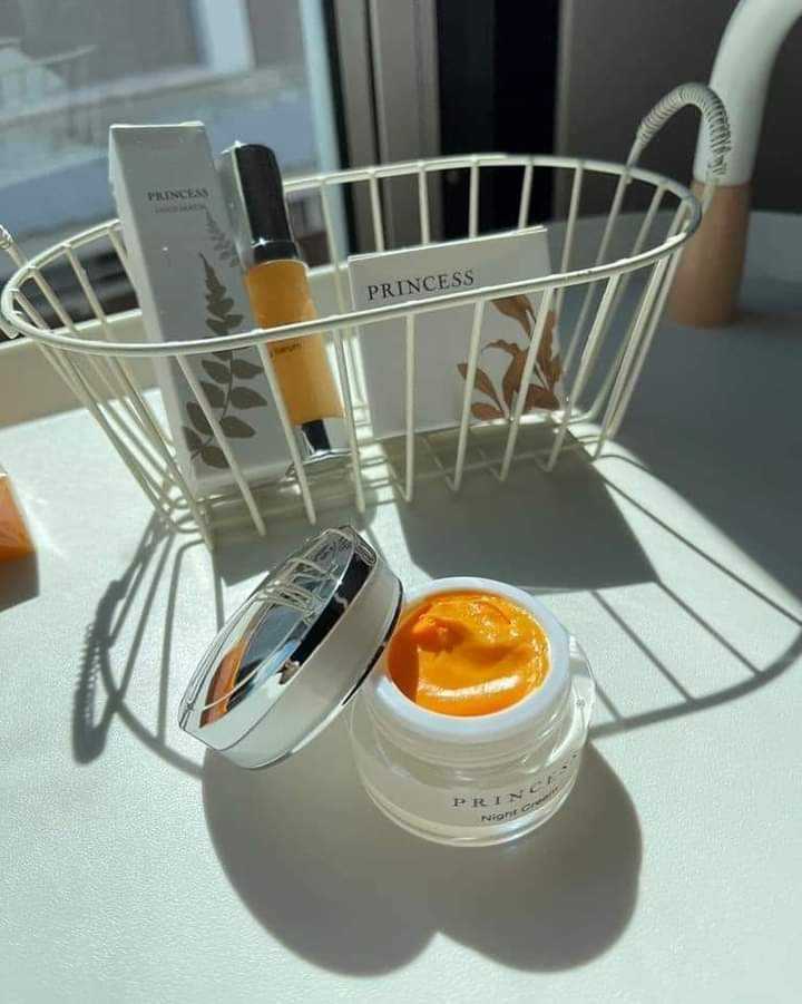 ครีมขมิ้นปริ๊นเซส Princess Cream 💛 | LINE SHOPPING