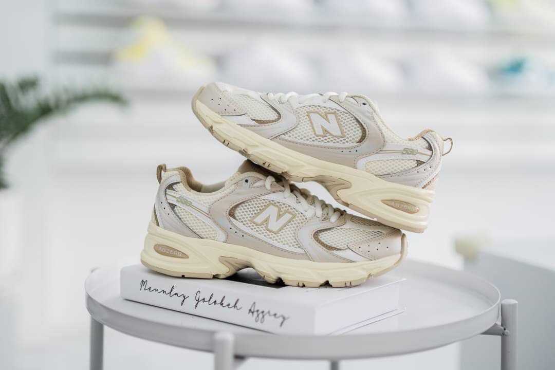 พร้อมส่ง New Balance MR530AA ของแท้ 100% | LINE SHOPPING