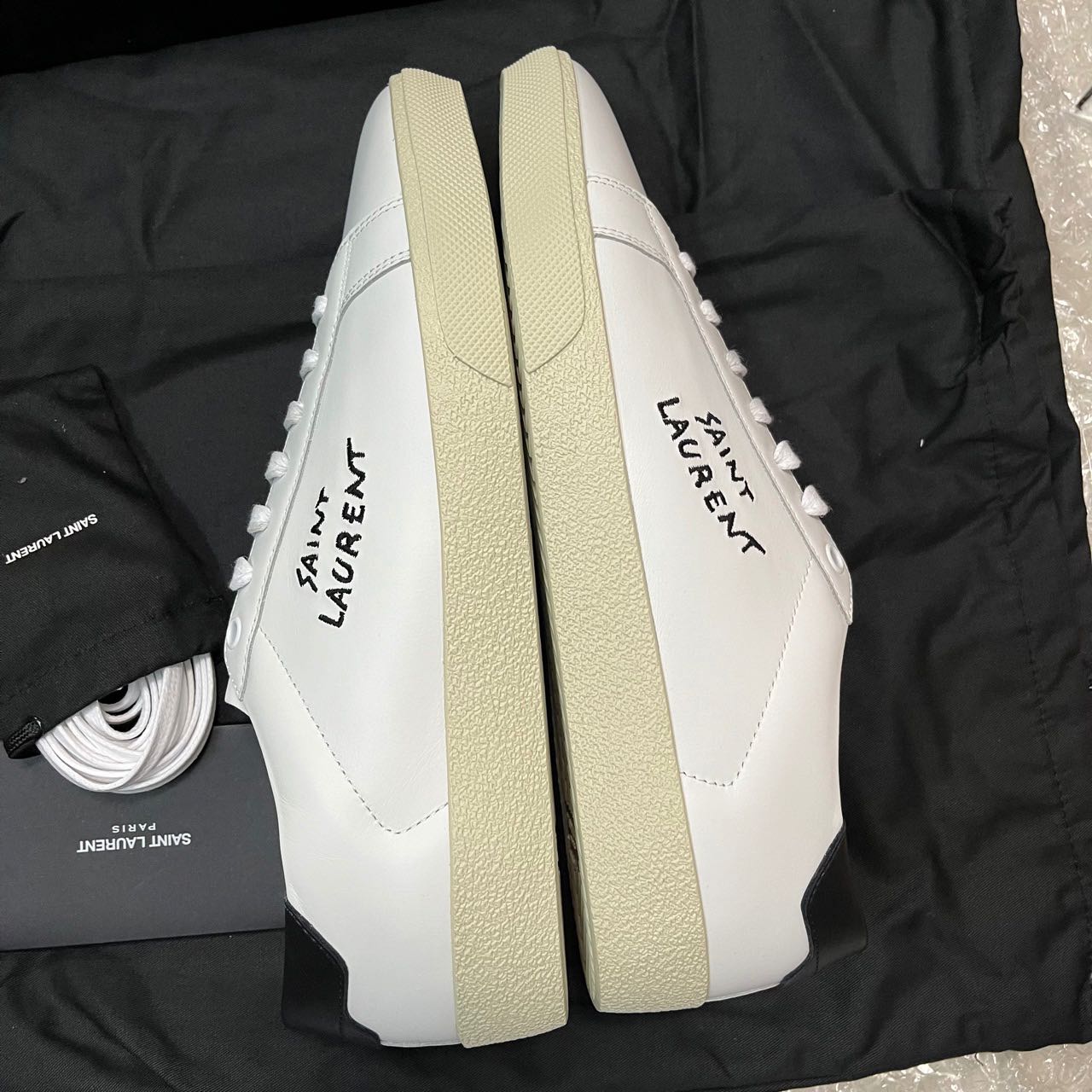 YSL Saint Laurent Court Classic SL/06 Sneakers In Leather Optic White ...