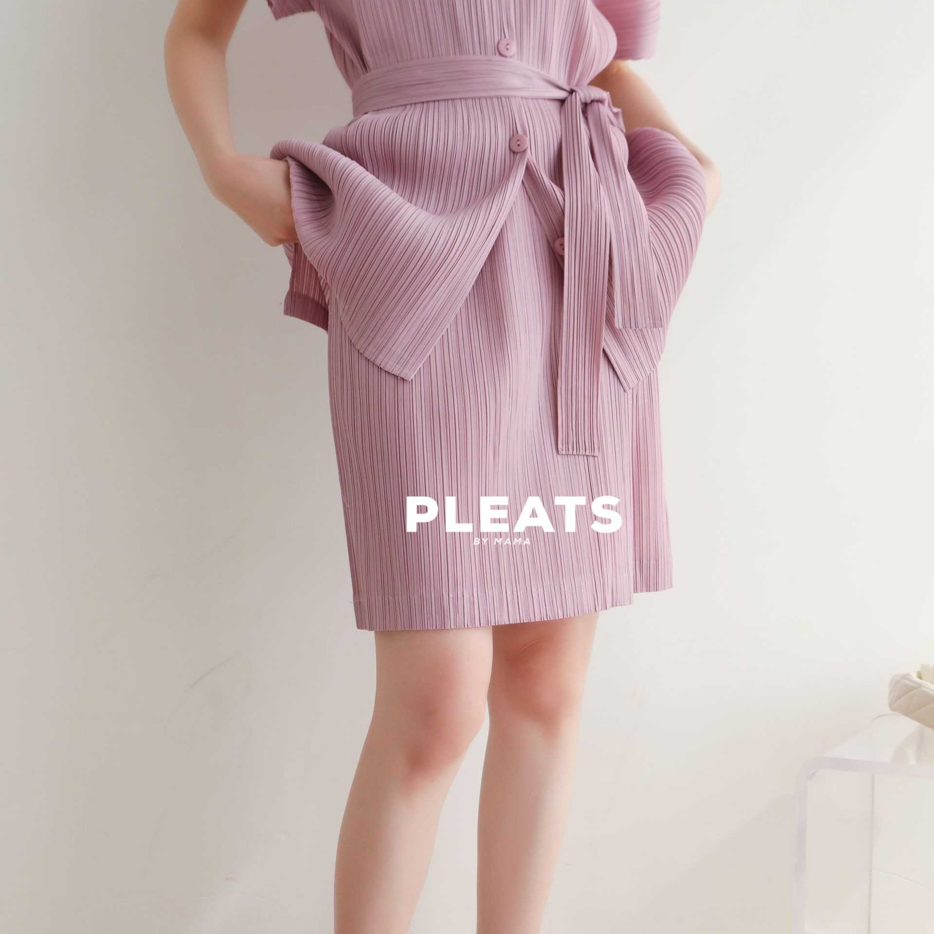 PLEATS BY MAMA | LINE SHOPPING