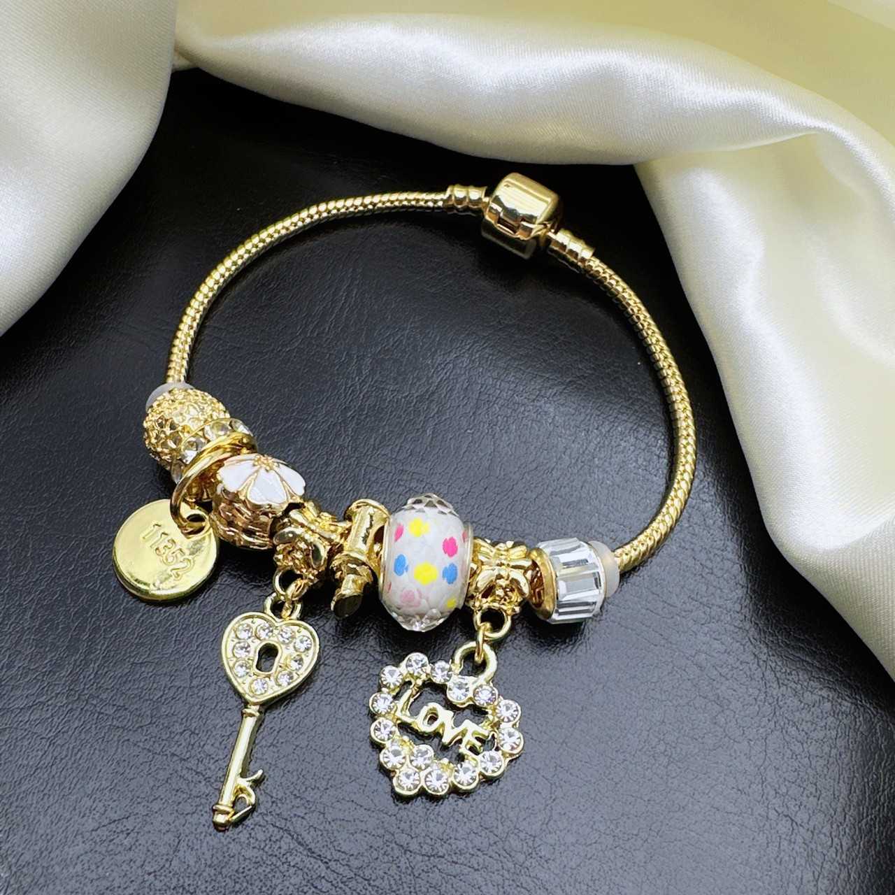 B1142 กำไล งานFashion | LINE SHOPPING