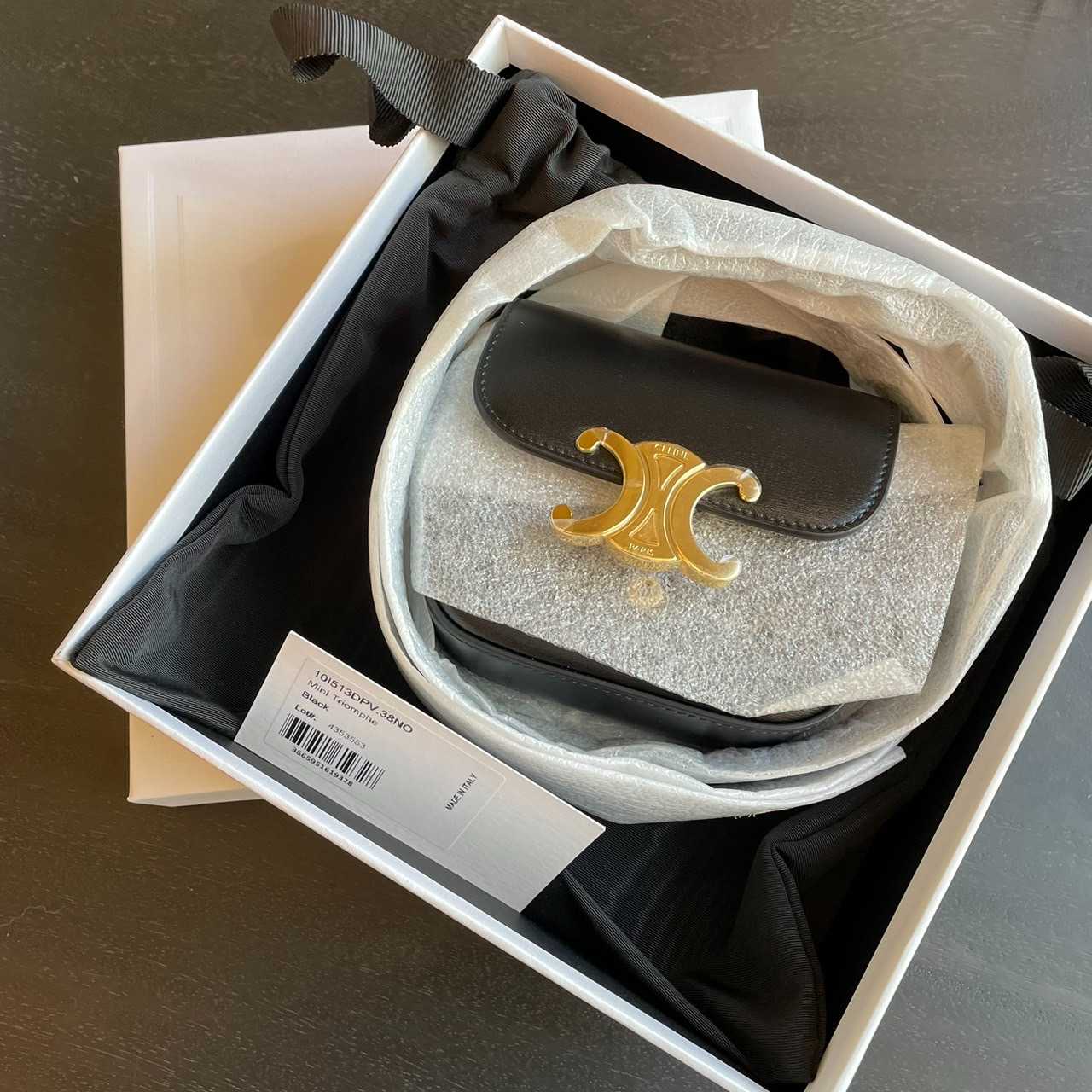 CO230208735 / Celine / Mini Triomphe in Shiny | LINE SHOPPING