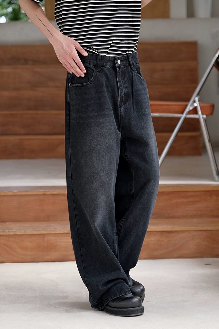 CARPEM Straight Jeans | LINE SHOPPING