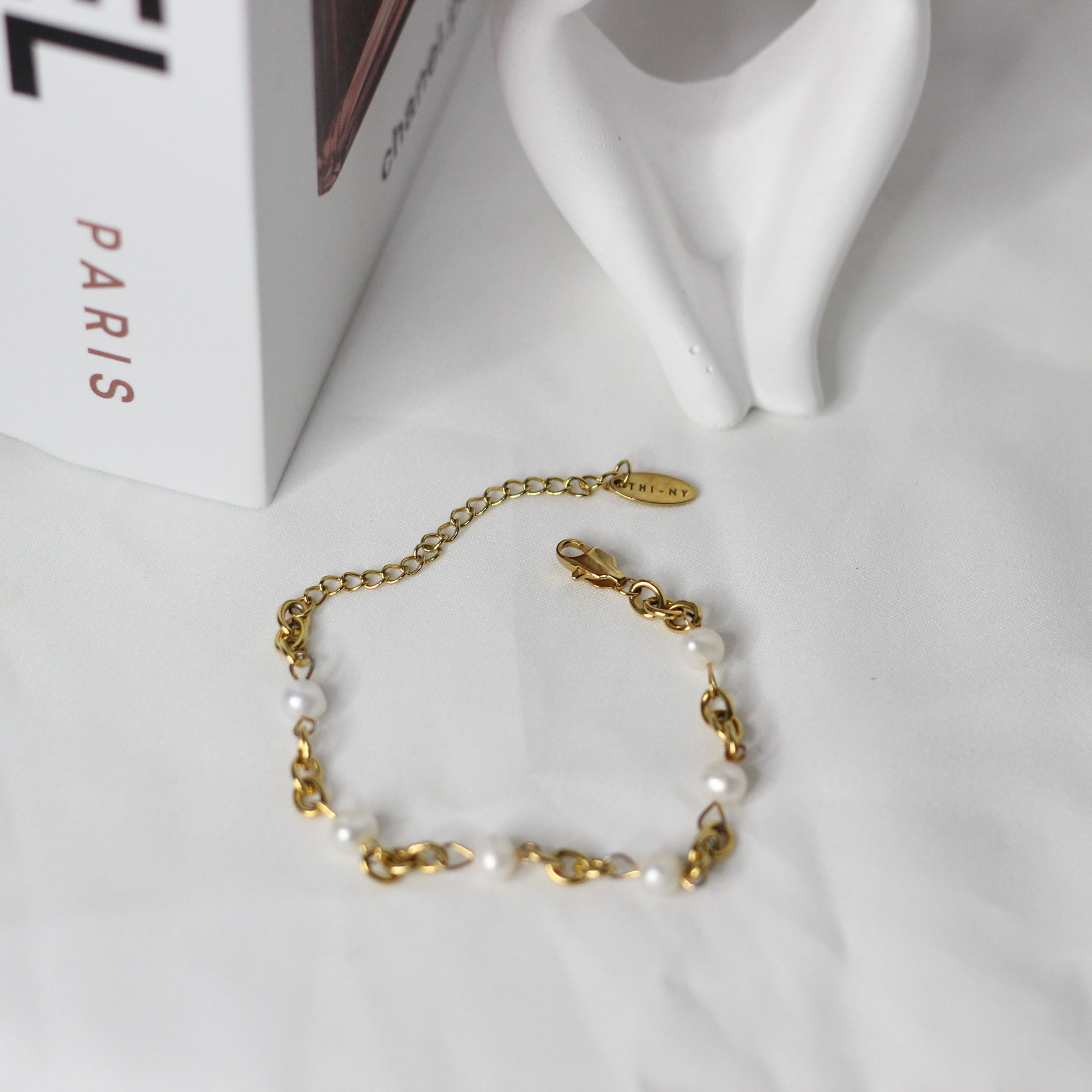 Kayla Bracelet | LINE SHOPPING