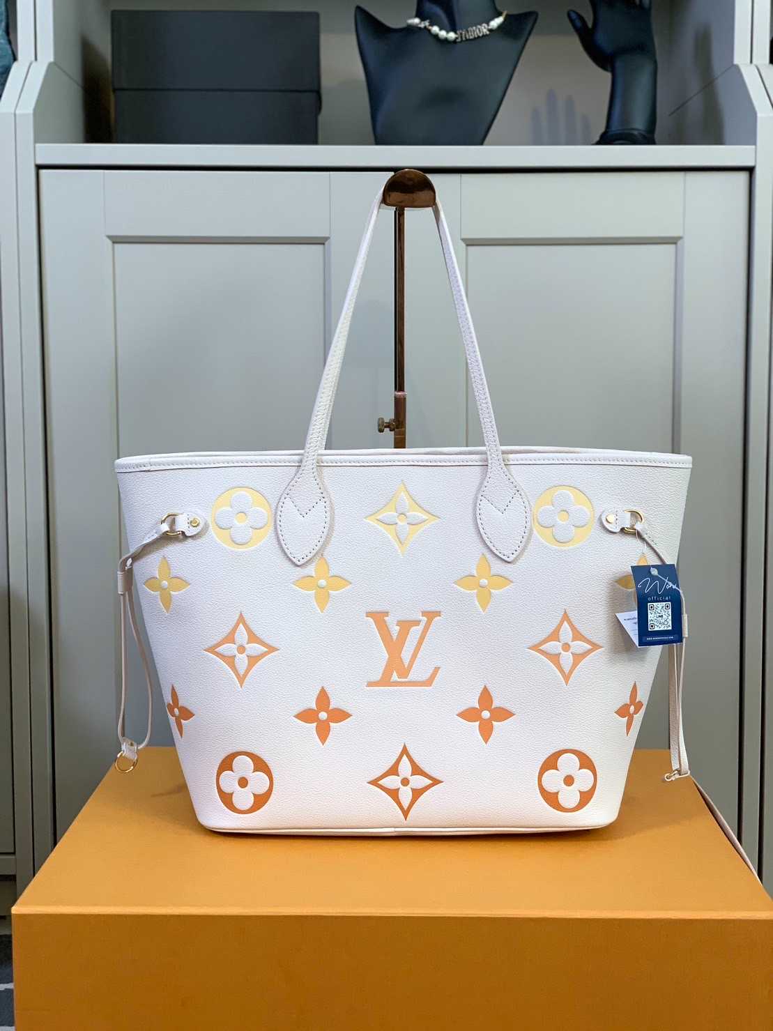 Louis vuitton neverfull MM Microchip | LINE SHOPPING