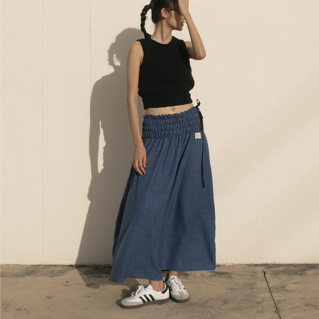 Wonder skirt in navy | LINE SHOPPING