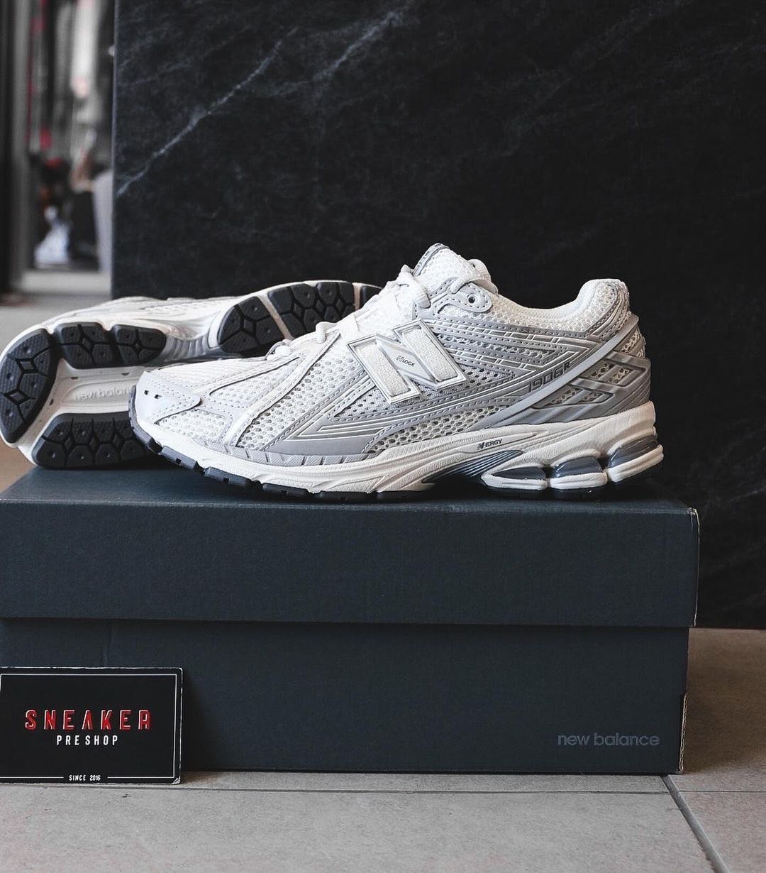 New Balance 1906R White Grey ( M1906RJM ) | LINE SHOPPING