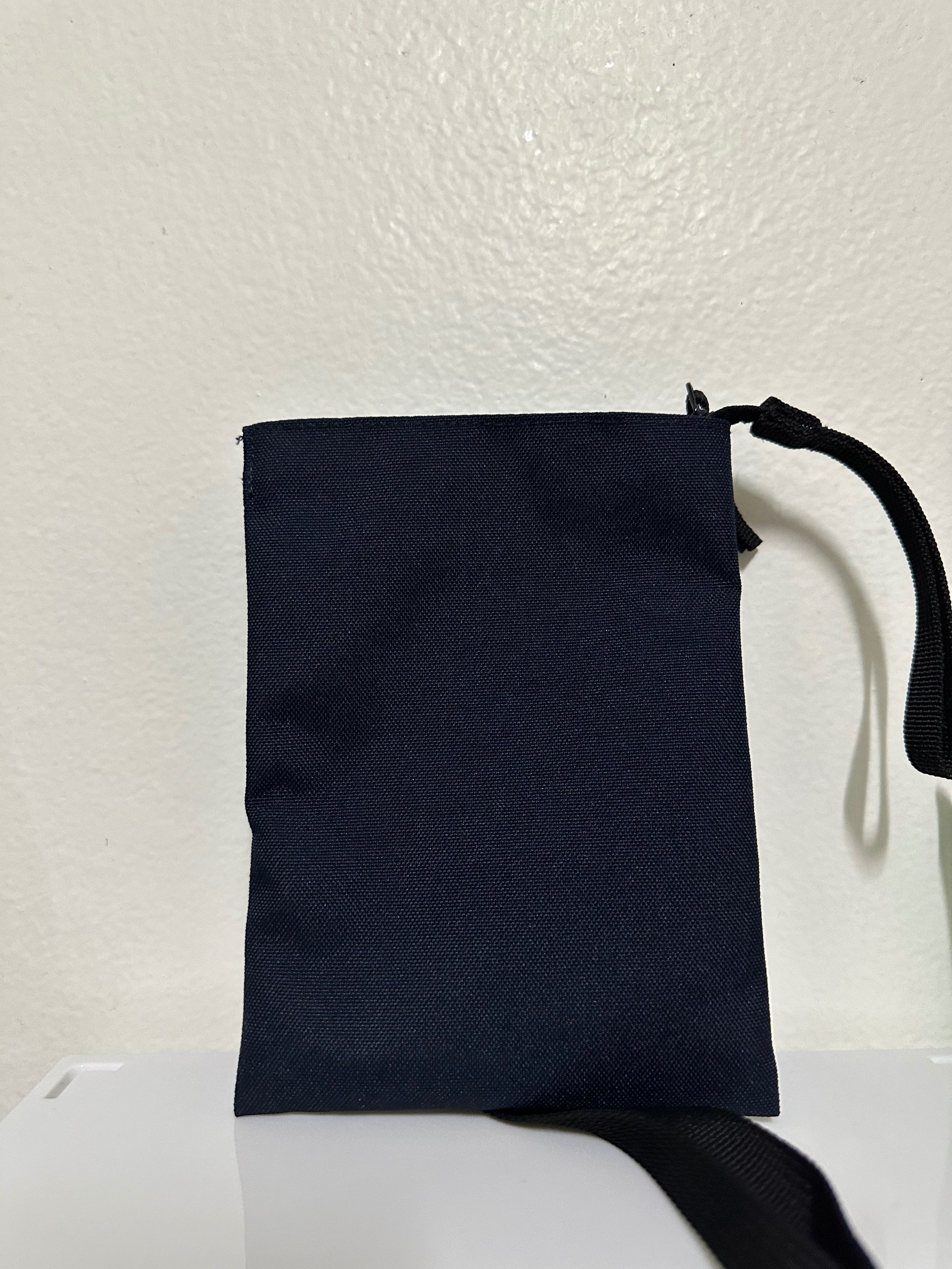 (มือสอง)มูจิ กระเป๋าสะพายข้างใบเล็กสีกรม MUJI(แท้1000%) | LINE SHOPPING