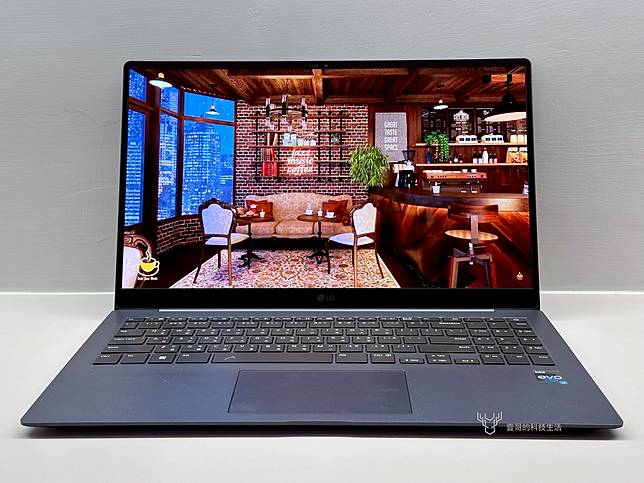 LG gram SuperSlim 一週實測：輕薄高效大螢幕之外還有這個亮點 - Yahoo汽車機車