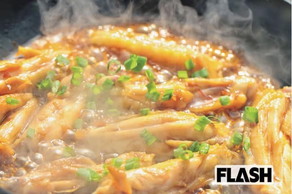 BBQ芸人の達人レシピで「豪快キャンプめし」手羽中の甘辛炒め（SmartFLASH）