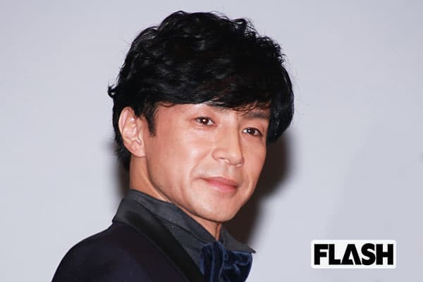 東山紀之、腹筋1日1000回、体脂肪率9％…「プロ野球選手になりたかった」（SmartFLASH）