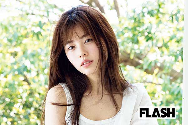 目標は朝ドラヒロイン「小芝風花」25歳までの自分年表つくった（SmartFLASH）