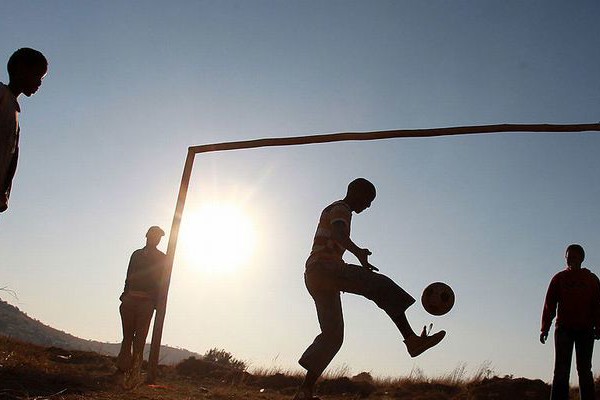 八橋健一監督、ガーナのインターアライズFCを退任する（Qoly）