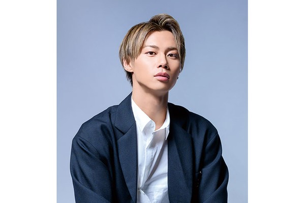 SOLIDEMO 手島章斗、『別の人の彼女になったよ』カヴァー動画でファンへ癒しを届ける（WWSチャンネル）