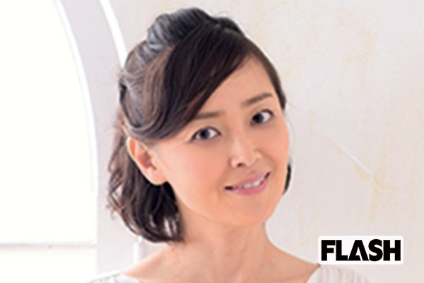 中村由真「アメリカのカラオケでTWICEの『TT』歌ってます！」（SmartFLASH）