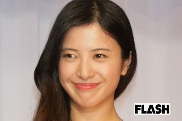 吉高由里子のJK姿が切なすぎる…『最愛』は名前負けじゃない！（SmartFLASH）