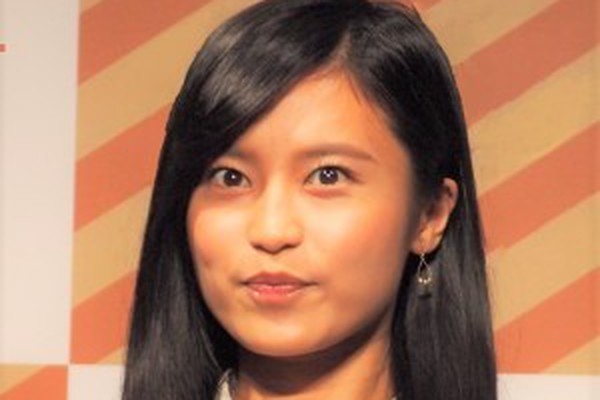 小島瑠璃子がデビュー12周年、高校時代はパンスト風船で負傷「もう女優になれないかも」と言われたことも（テックインサイト）