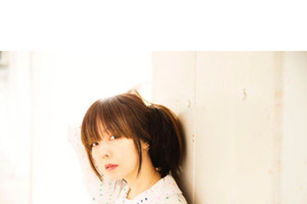 aiko、6月8日から始まるaikoのライブツアー「Love Like Pop vol.20」のグッズを公開！（歌詞/音楽情報 UtaTen）