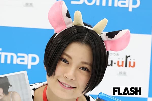 RaMu「牛コスプレ」で挑んだオンラインイベントが史上最高の売り上げに！（SmartFLASH）