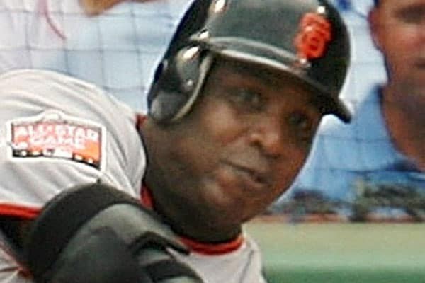 “762本塁打男”バリー・ボンズ「薬物疑惑」でついに殿堂入り果たせず…元MLB通訳が見てきた変貌の歴史（SmartFLASH）